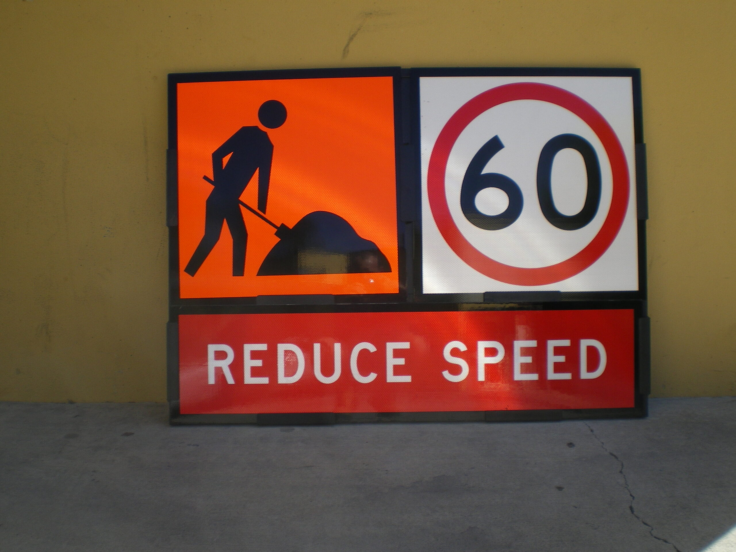 Products-Reflective Signs | Truck marker plates to posts